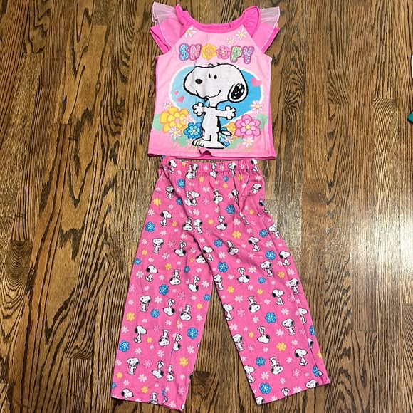 Peanuts | Pajamas | Peanuts Snoopy Little Girls Pajamas | Poshmark